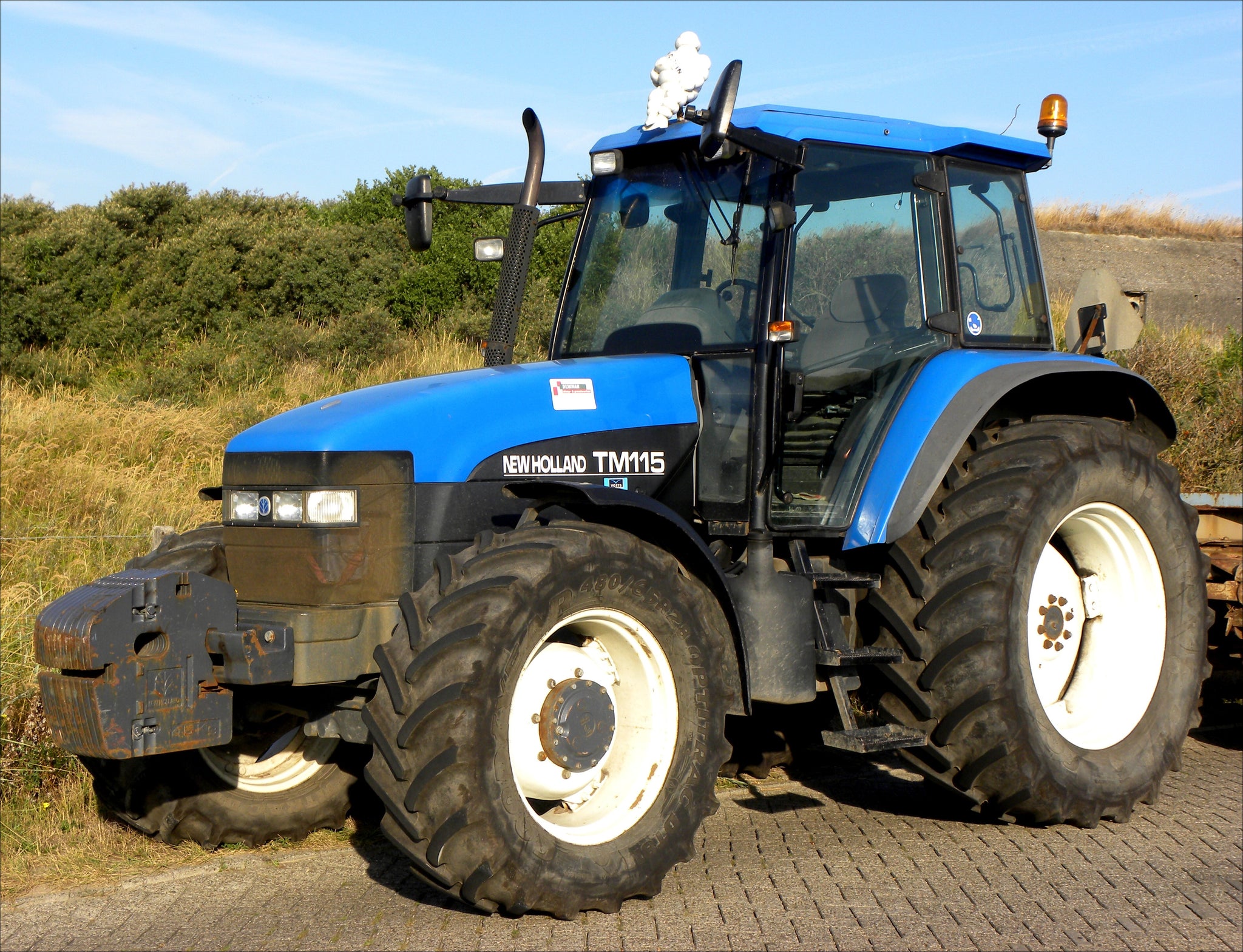Manual De Serviço NEW HOLLAND - TM115, TM125 (T), TM135 (T) - Trator ...