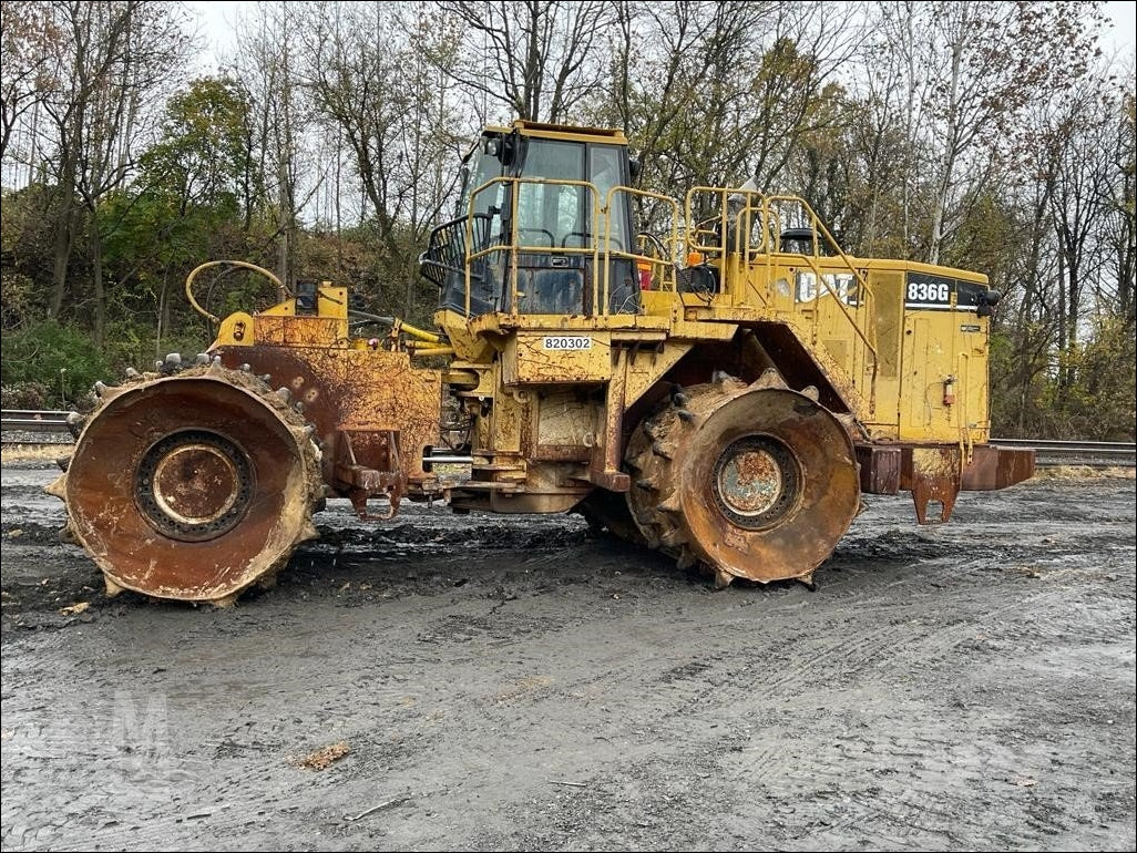 Manual de Serviço CATERPILLAR - 836G - Compactador De Aterro - ( Inglê ...