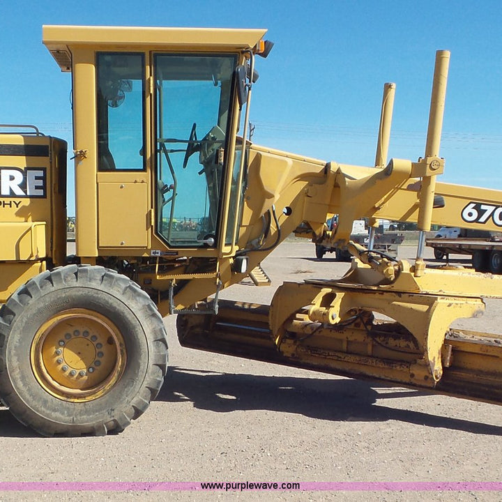 MANUAL ELÉTRICO HIDRÁULICO JOHN DEERE - 670C, 670CH, 672CH, 770C – Catalogo&Servico