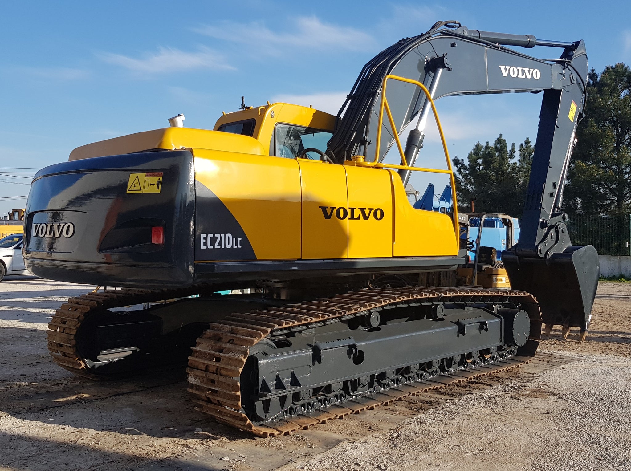 MANUAL DE SERVIÇO VOLVO - EC210 LC - ESCAVADEIRA – Catalogo&Servico