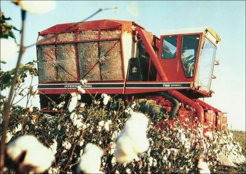 Catalogo De Pecas CASE - 782 - 1971\1987 - Colheitadeira | Distribuidora | Catálogos